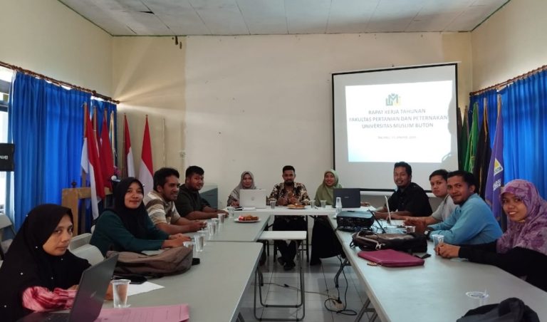 7 Ide Topik Pada Rapat Team Building » Bima Souvenir & Konveksi